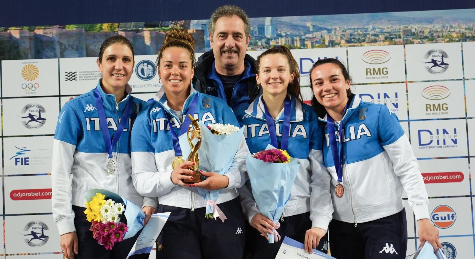 COPPA DEL MONDO DI FIORETTO FEMMINILE – TRIONFO STORICO DELL’ITALIA A TBILISI, IL PODIO È TUTTO ...